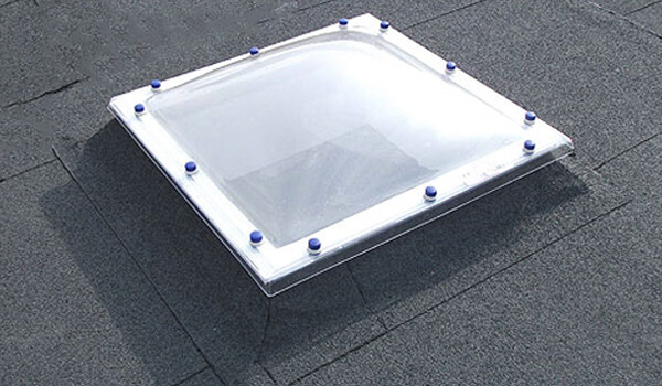 Beglazing voor uw dakkoepel van plexiglas | Plexiglas.nl